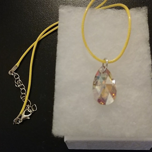 Jewelry | Sunshine Gold Crystal Teardrop Necklace | Poshmark